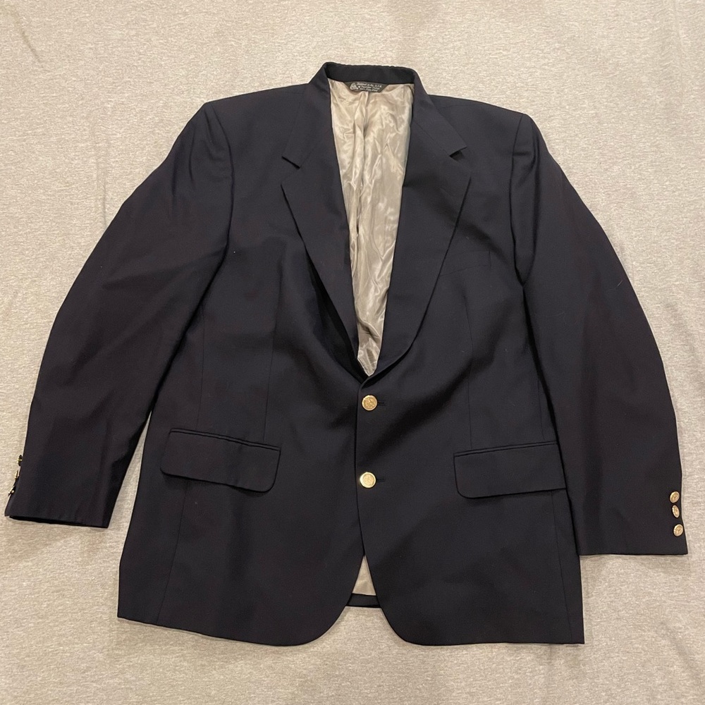 Burberry Classic Navy Blazer With Gold Buttons - Gem